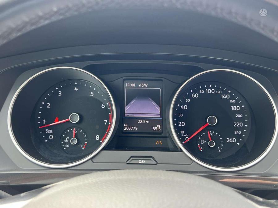 Серый Фольксваген Тигуан 2017 в Кедайняй, объемом двигателя 1.40 л и пробегом 204 тыс. км за 12850 €, фото 43 на AUTOMOTO.COM.LV