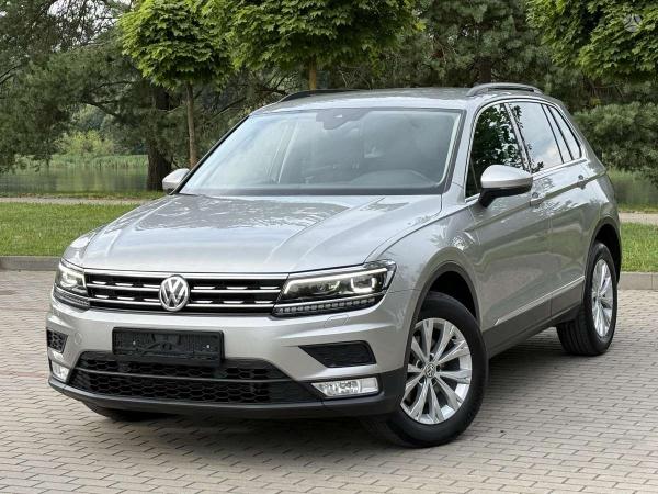Grey Volkswagen Tiguan 2017 in Prienai, with an engine capacity of 1.97 L and mileage of 197 thousand km for 13950 €, photo 1 on AUTOMOTO.COM.LV