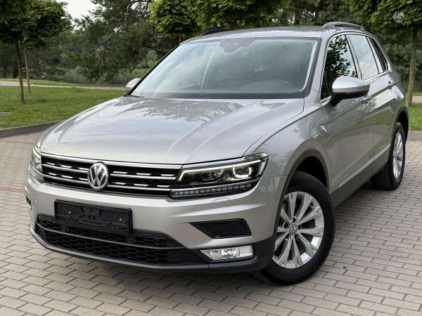 Grey Volkswagen Tiguan 2017 in Prienai, with an engine capacity of 1.97 L and mileage of 197 thousand km for 13950 €, photo 2 on AUTOMOTO.COM.LV