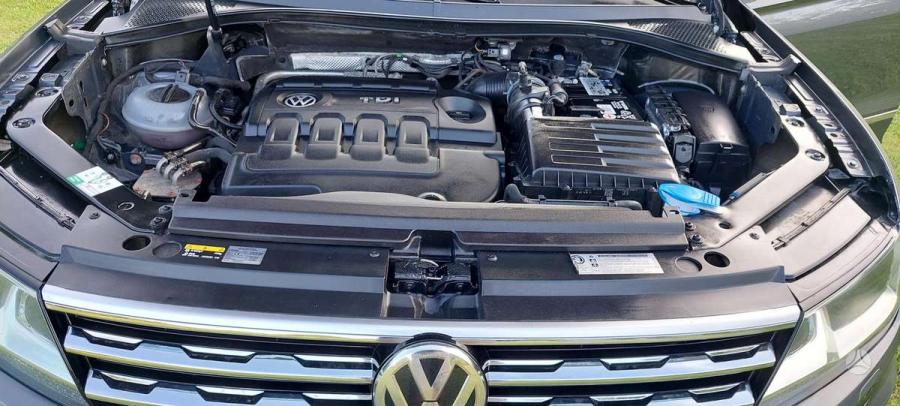 Pelēks Volkswagen Tiguan 2017 Trakai, ar dzinēja tilpumu 1.97 L un nobraukumu 218 tūkst. km par 14000 €, foto 16 vietnē AUTOMOTO.COM.LV
