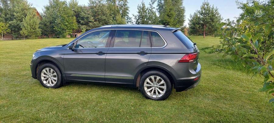 Pelēks Volkswagen Tiguan 2017 Trakai, ar dzinēja tilpumu 1.97 L un nobraukumu 218 tūkst. km par 14000 €, foto 36 vietnē AUTOMOTO.COM.LV