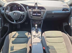 Pelēks Volkswagen Tiguan 2017 Viļņa, ar dzinēja tilpumu 1.97 L un nobraukumu 238 tūkst. km par 15500 €, foto 6 vietnē AUTOMOTO.COM.LV