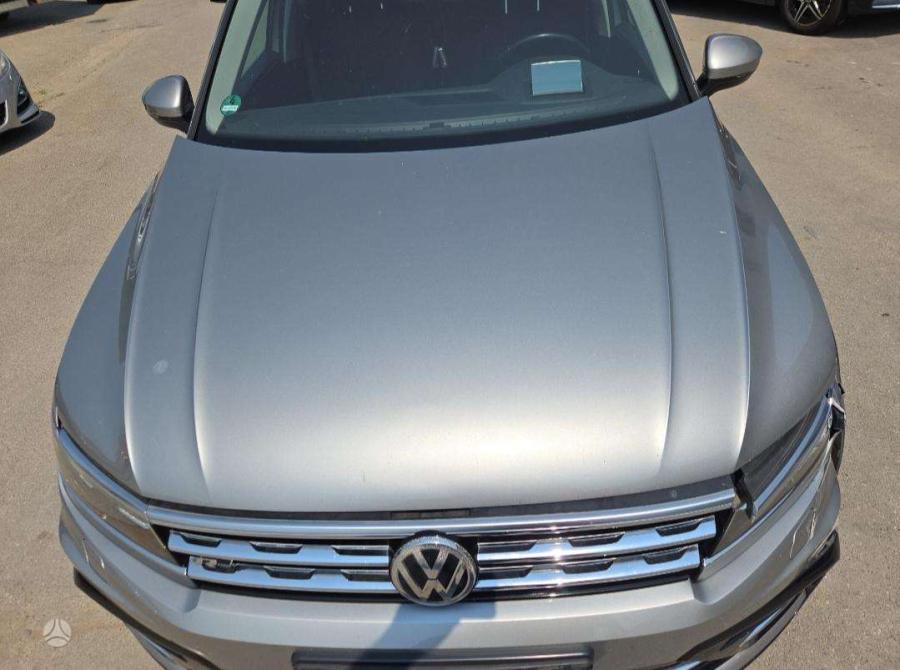 Pelēks Volkswagen Tiguan 2017 Viļņa, ar dzinēja tilpumu 1.97 L un nobraukumu 238 tūkst. km par 15500 €, foto 9 vietnē AUTOMOTO.COM.LV