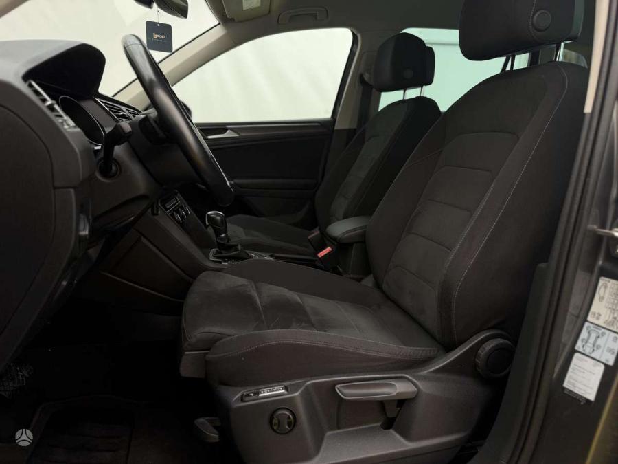 Grey Volkswagen Tiguan 2017 in Vilnius, with an engine capacity of 1.98 L and mileage of 161 thousand km for 17990 €, photo 11 on AUTOMOTO.COM.LV