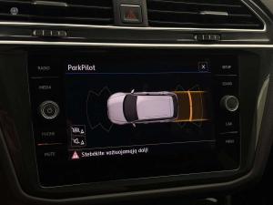 Grey Volkswagen Tiguan 2017 in Vilnius, with an engine capacity of 1.98 L and mileage of 161 thousand km for 17990 €, photo 22 on AUTOMOTO.COM.LV
