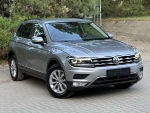 Grey Volkswagen Tiguan 2017 in Prienai, with an engine capacity of 1.97 L and mileage of 258 thousand km for 13350 €, photo 8 on AUTOMOTO.COM.LV