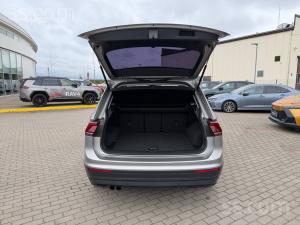 Grey Volkswagen Tiguan 2017 in Liepaja, with an engine capacity of 2.00 L and mileage of 147 thousand km for 14400 €, photo 10 on AUTOMOTO.COM.LV