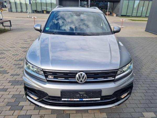 Grey Volkswagen Tiguan 2017 in Siauliai, with an engine capacity of 1.97 L and mileage of 187 thousand km for 16900 €, photo 3 on AUTOMOTO.COM.LV