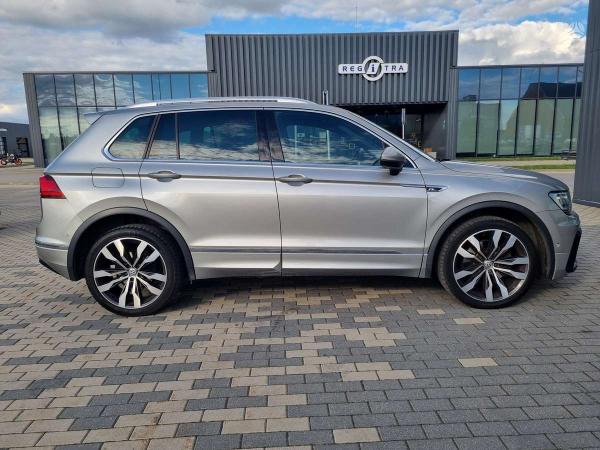 Grey Volkswagen Tiguan 2017 in Siauliai, with an engine capacity of 1.97 L and mileage of 187 thousand km for 16900 €, photo 8 on AUTOMOTO.COM.LV