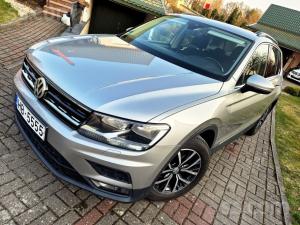 Grey Volkswagen Tiguan 2017 in Liepaja, with an engine capacity of 2.00 L and mileage of 217 thousand km for 15555 €, photo 9 on AUTOMOTO.COM.LV