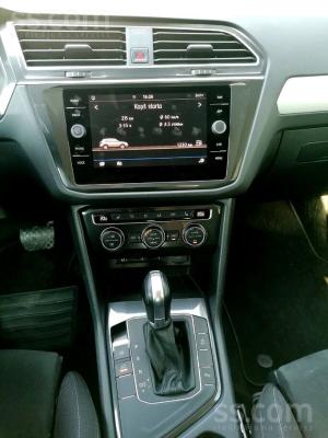 Grey Volkswagen Tiguan 2017 in Liepaja, with an engine capacity of 2.00 L and mileage of 217 thousand km for 15555 €, photo 14 on AUTOMOTO.COM.LV