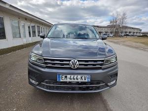 Grey Volkswagen Tiguan 2017 in Vilnius, with an engine capacity of 1.97 L and mileage of 197 thousand km for 15700 €, photo 3 on AUTOMOTO.COM.LV