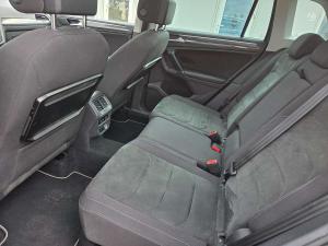 Grey Volkswagen Tiguan 2017 in Vilnius, with an engine capacity of 1.97 L and mileage of 197 thousand km for 15700 €, photo 29 on AUTOMOTO.COM.LV