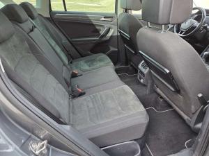 Grey Volkswagen Tiguan 2017 in Vilnius, with an engine capacity of 1.97 L and mileage of 197 thousand km for 15700 €, photo 30 on AUTOMOTO.COM.LV