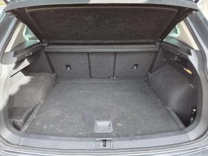 Grey Volkswagen Tiguan 2017 in Vilnius, with an engine capacity of 1.97 L and mileage of 197 thousand km for 15700 €, photo 31 on AUTOMOTO.COM.LV
