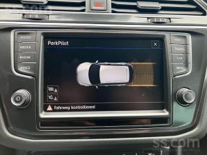 Grey Volkswagen Tiguan 2017 in Talsi, with an engine capacity of 2.00 L and mileage of 240 thousand km for 14500 €, photo 12 on AUTOMOTO.COM.LV