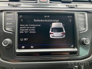 Grey Volkswagen Tiguan 2017 in Talsi, with an engine capacity of 2.00 L and mileage of 240 thousand km for 14500 €, photo 13 on AUTOMOTO.COM.LV
