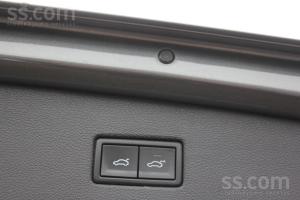 Grey Volkswagen Tiguan 2017 in Tukums, with an engine capacity of 2.00 L and mileage of 219 thousand km for 16500 €, photo 14 on AUTOMOTO.COM.LV