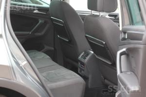 Grey Volkswagen Tiguan 2017 in Tukums, with an engine capacity of 2.00 L and mileage of 219 thousand km for 16500 €, photo 16 on AUTOMOTO.COM.LV