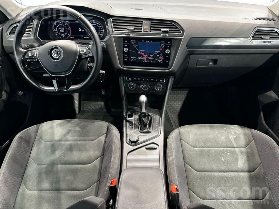 Pelēks Volkswagen Tiguan 2018 Rīga, ar dzinēja tilpumu 2.00 L un nobraukumu 144 tūkst. km par 19990 €, foto 9 vietnē AUTOMOTO.COM.LV