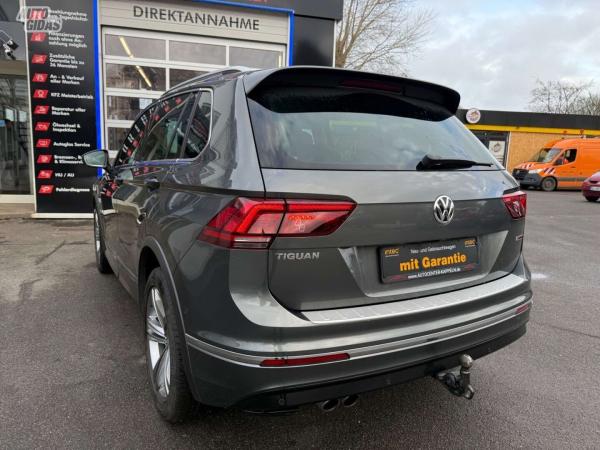 Pelēks Volkswagen Tiguan 2018 Kauņa, ar dzinēja tilpumu 2.00 L un nobraukumu 92 tūkst. km par 29085 €, foto 5 vietnē AUTOMOTO.COM.LV