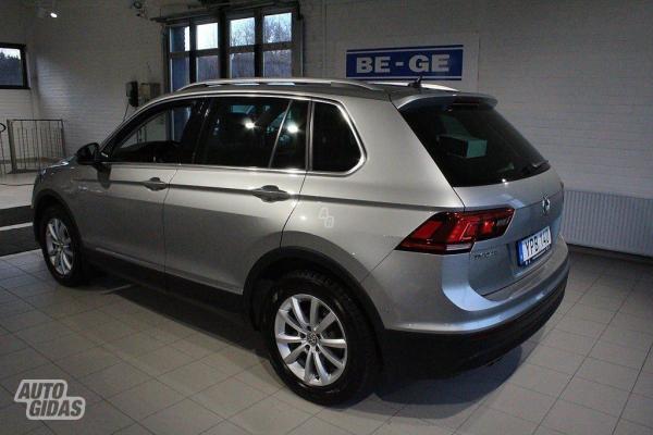 Grey Volkswagen Tiguan 2018 in Kaunas, with an engine capacity of 0.00 L and mileage of 80 thousand km for 23269 €, photo 7 on AUTOMOTO.COM.LV