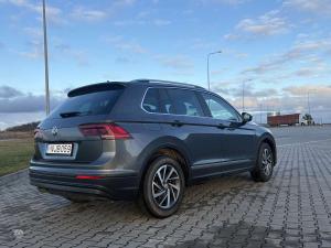 Pelēks Volkswagen Tiguan 2018 Klaipėda, ar dzinēja tilpumu 1.97 L un nobraukumu 216 tūkst. km par 17000 €, foto 2 vietnē AUTOMOTO.COM.LV