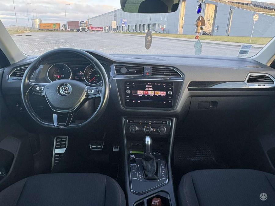 Pelēks Volkswagen Tiguan 2018 Klaipėda, ar dzinēja tilpumu 1.97 L un nobraukumu 216 tūkst. km par 17000 €, foto 6 vietnē AUTOMOTO.COM.LV