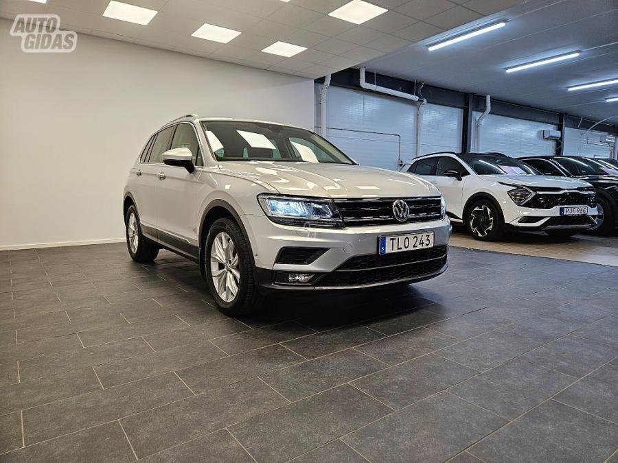 Pelēks Volkswagen Tiguan 2018 Kauņa, ar dzinēja tilpumu 0.00 L un nobraukumu 36 tūkst. km par 26272 €, foto 5 vietnē AUTOMOTO.COM.LV