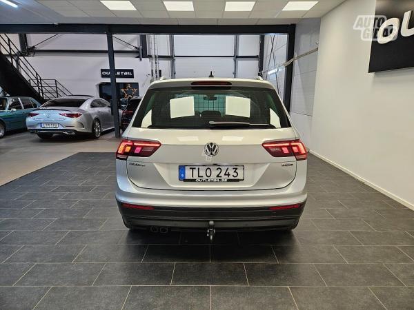 Pelēks Volkswagen Tiguan 2018 Kauņa, ar dzinēja tilpumu 0.00 L un nobraukumu 36 tūkst. km par 26272 €, foto 7 vietnē AUTOMOTO.COM.LV