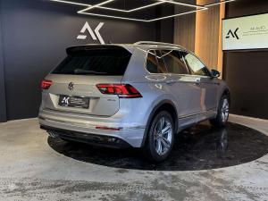 Pelēks Volkswagen Tiguan 2018 Kauņa, ar dzinēja tilpumu 1.97 L un nobraukumu 257 tūkst. km par 16990 €, foto 11 vietnē AUTOMOTO.COM.LV