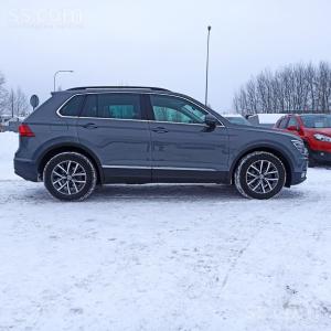 Pelēks Volkswagen Tiguan 2018 Daugavpils, ar dzinēja tilpumu 2.00 L un nobraukumu 0 tūkst. km par 18300 €, foto 4 vietnē AUTOMOTO.COM.LV