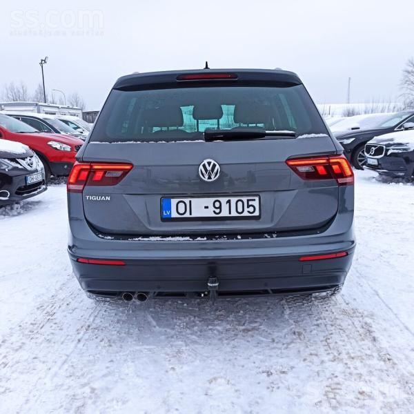 Pelēks Volkswagen Tiguan 2018 Daugavpils, ar dzinēja tilpumu 2.00 L un nobraukumu 0 tūkst. km par 18300 €, foto 6 vietnē AUTOMOTO.COM.LV