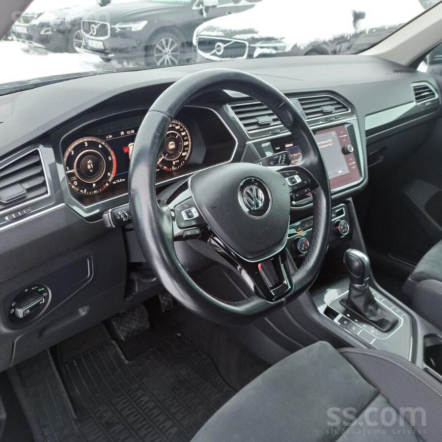 Pelēks Volkswagen Tiguan 2018 Daugavpils, ar dzinēja tilpumu 2.00 L un nobraukumu 0 tūkst. km par 18300 €, foto 21 vietnē AUTOMOTO.COM.LV