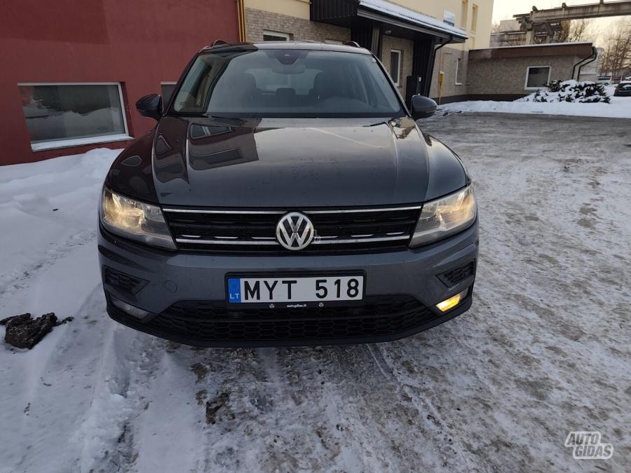 Pelēks Volkswagen Tiguan 2018 Šauļi, ar dzinēja tilpumu 2.00 L un nobraukumu 279 tūkst. km par 15000 €, foto 5 vietnē AUTOMOTO.COM.LV