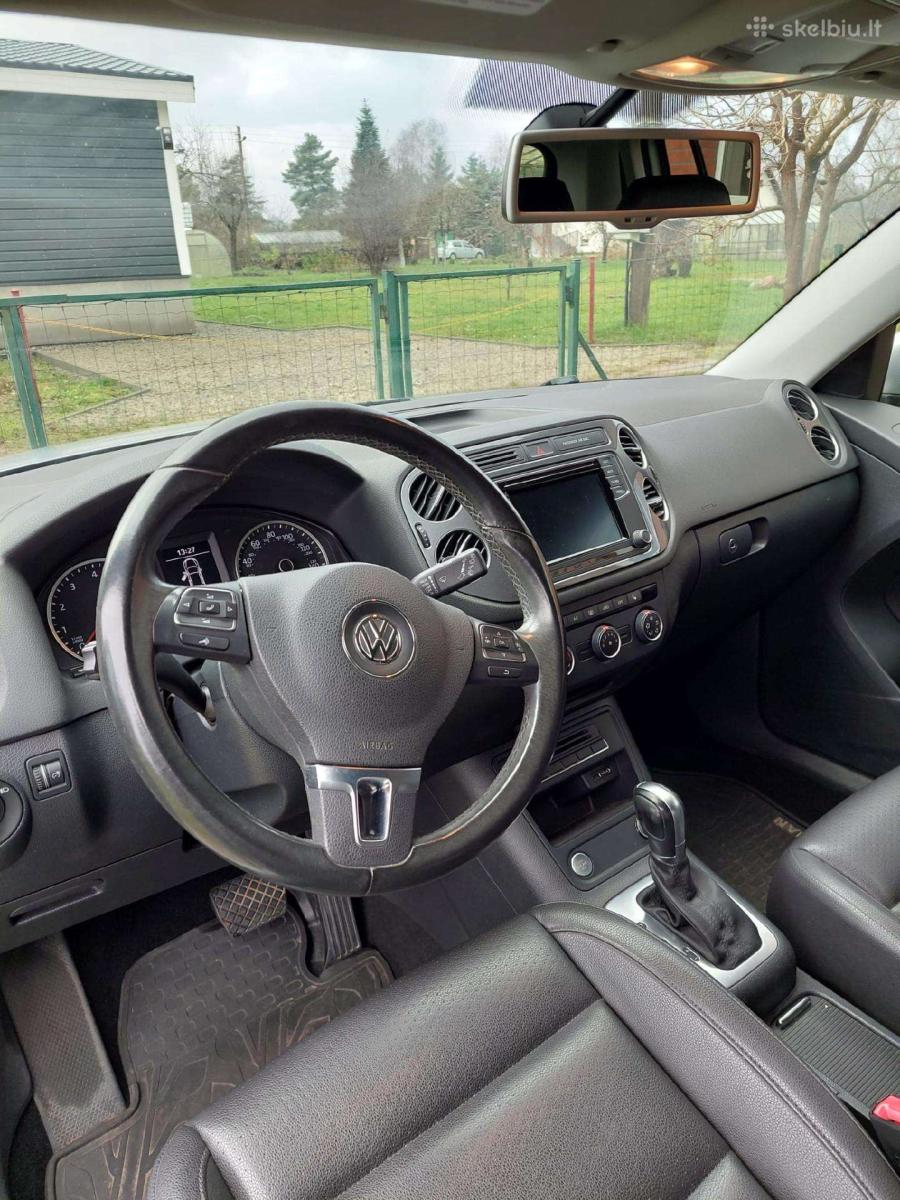 Grey Volkswagen Tiguan 2018 in Klaipeda, with an engine capacity of 2.00 L and mileage of 60 thousand km for 14500 €, photo 3 on AUTOMOTO.COM.LV