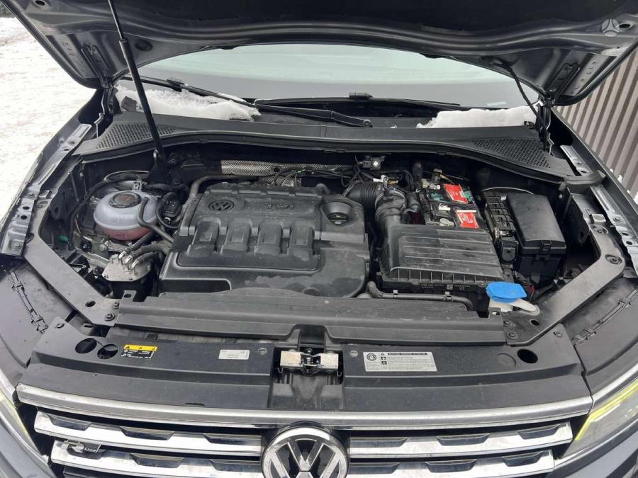 Pelēks Volkswagen Tiguan 2018 Kauņa, ar dzinēja tilpumu 1.97 L un nobraukumu 170 tūkst. km par 9200 €, foto 16 vietnē AUTOMOTO.COM.LV