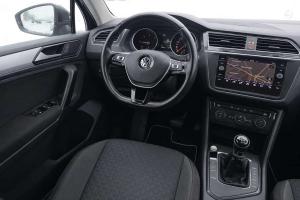 Pelēks Volkswagen Tiguan 2018 Šauļi, ar dzinēja tilpumu 2.00 L un nobraukumu 278 tūkst. km par 13900 €, foto 10 vietnē AUTOMOTO.COM.LV