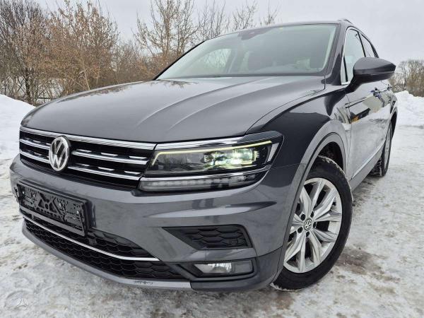 Pelēks Volkswagen Tiguan 2018 Panevēža, ar dzinēja tilpumu 1.97 L un nobraukumu 319 tūkst. km par 12999 €, foto 1 vietnē AUTOMOTO.COM.LV