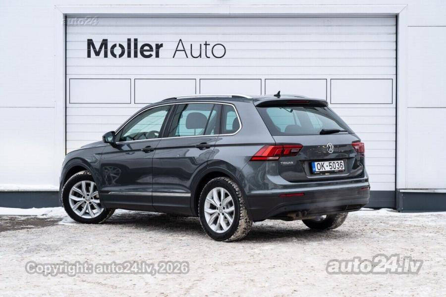 Pelēks Volkswagen Tiguan 2018 Rīga, ar dzinēja tilpumu 2.00 L un nobraukumu 175 tūkst. km par 17250 €, foto 4 vietnē AUTOMOTO.COM.LV