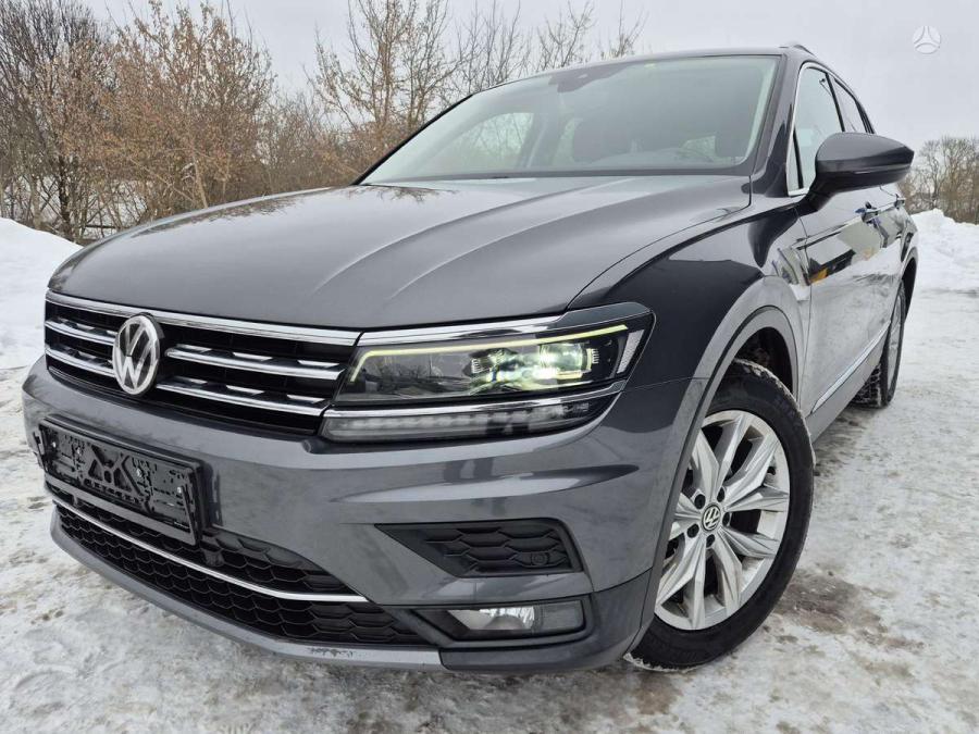 Pelēks Volkswagen Tiguan 2018 Panevēža, ar dzinēja tilpumu 1.97 L un nobraukumu 319 tūkst. km par 12999 €, foto 1 vietnē AUTOMOTO.COM.LV