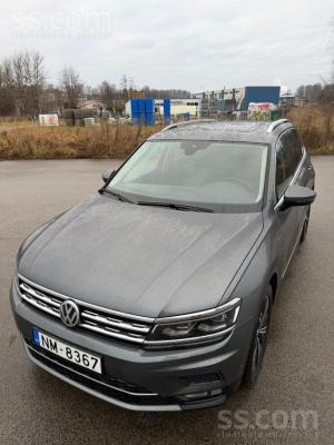 Pelēks Volkswagen Tiguan 2018 Rīga, ar dzinēja tilpumu 2.00 L un nobraukumu 114 tūkst. km par 18500 €, foto  vietnē AUTOMOTO.COM.LV