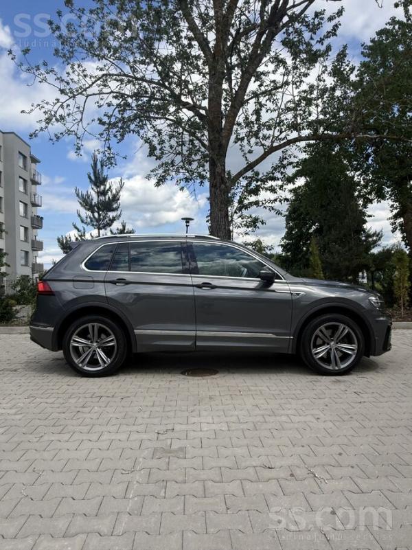 Grey Volkswagen Tiguan 2018 in Riga, with an engine capacity of 2.00 L and mileage of 116 thousand km for 22000 €, photo 6 on AUTOMOTO.COM.LV