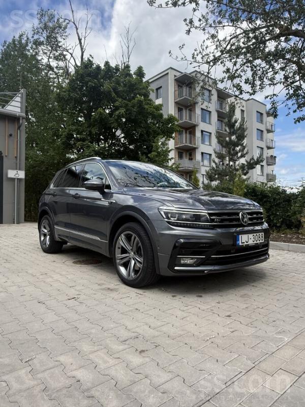 Grey Volkswagen Tiguan 2018 in Riga, with an engine capacity of 2.00 L and mileage of 116 thousand km for 22000 €, photo 7 on AUTOMOTO.COM.LV