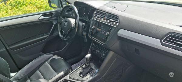 Pelēks Volkswagen Tiguan 2018 Viļņa, ar dzinēja tilpumu 1.97 L un nobraukumu 259 tūkst. km par 14750 €, foto 7 vietnē AUTOMOTO.COM.LV