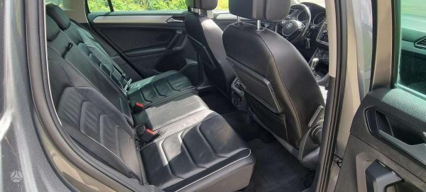 Pelēks Volkswagen Tiguan 2018 Viļņa, ar dzinēja tilpumu 1.97 L un nobraukumu 259 tūkst. km par 14750 €, foto 10 vietnē AUTOMOTO.COM.LV