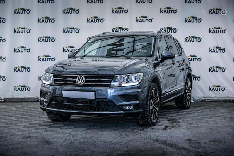 Pelēks Volkswagen Tiguan 2018 Kauņa, ar dzinēja tilpumu 1.40 L un nobraukumu 248 tūkst. km par 16990 €, foto 1 vietnē AUTOMOTO.COM.LV