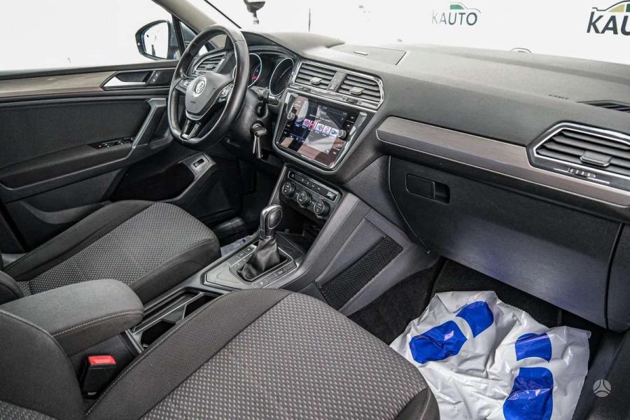 Pelēks Volkswagen Tiguan 2018 Kauņa, ar dzinēja tilpumu 1.40 L un nobraukumu 248 tūkst. km par 16990 €, foto 12 vietnē AUTOMOTO.COM.LV