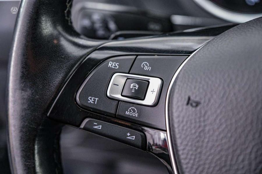 Pelēks Volkswagen Tiguan 2018 Kauņa, ar dzinēja tilpumu 1.40 L un nobraukumu 248 tūkst. km par 16990 €, foto 21 vietnē AUTOMOTO.COM.LV