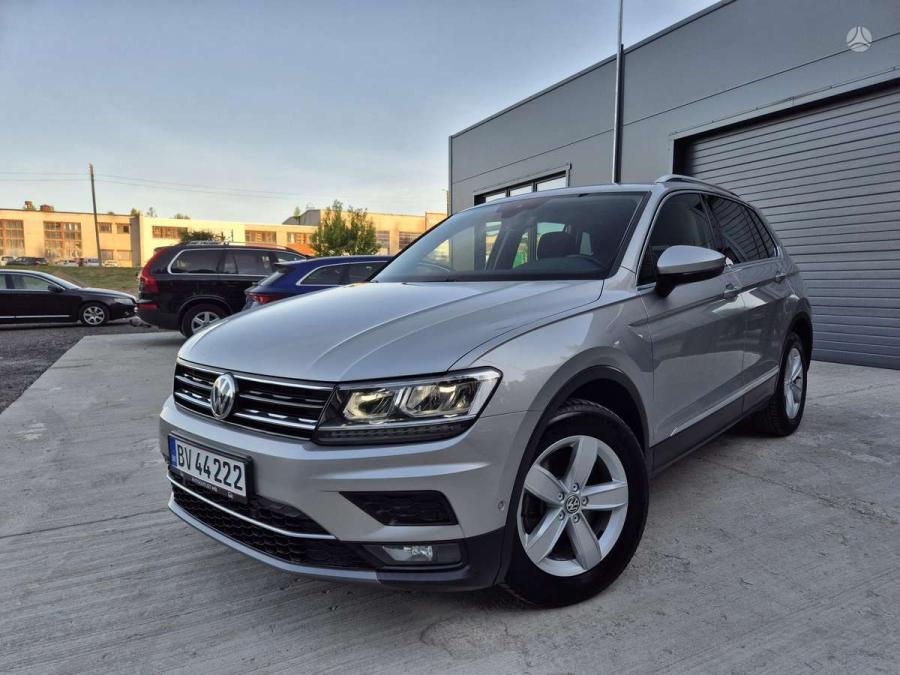 Pelēks Volkswagen Tiguan 2018 Utena, ar dzinēja tilpumu 1.97 L un nobraukumu 264 tūkst. km par 16490 €, foto 1 vietnē AUTOMOTO.COM.LV